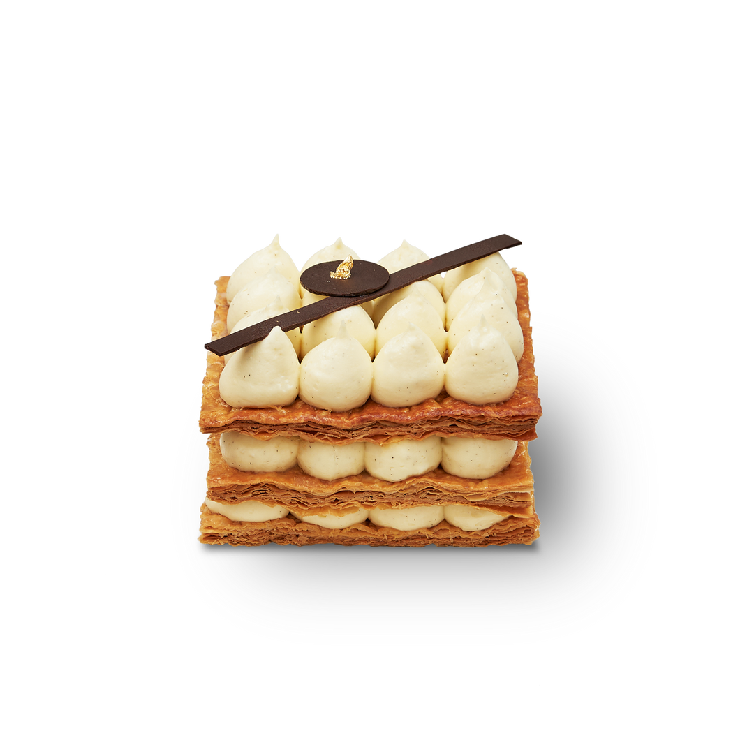 WHOLE CAKE – relive & cakes studio